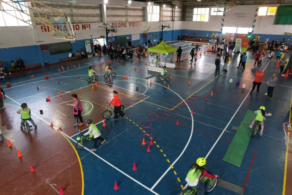 Bariloche celebró el Día del Camino y la Educación Vial con una jornada ...